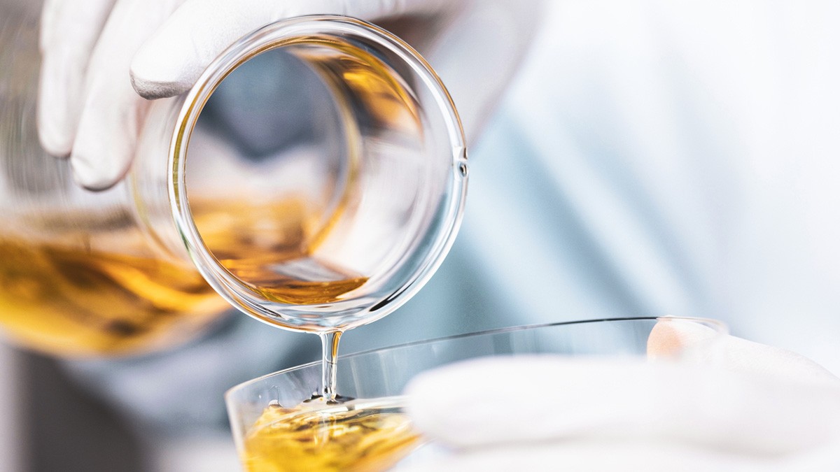 Precise analysis of lubricants for rolling bearings | Schaeffler ...