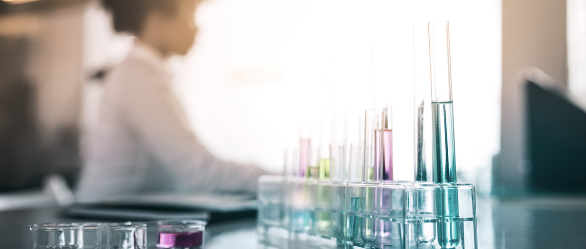 Precise analysis of lubricants for rolling bearings | Schaeffler ...